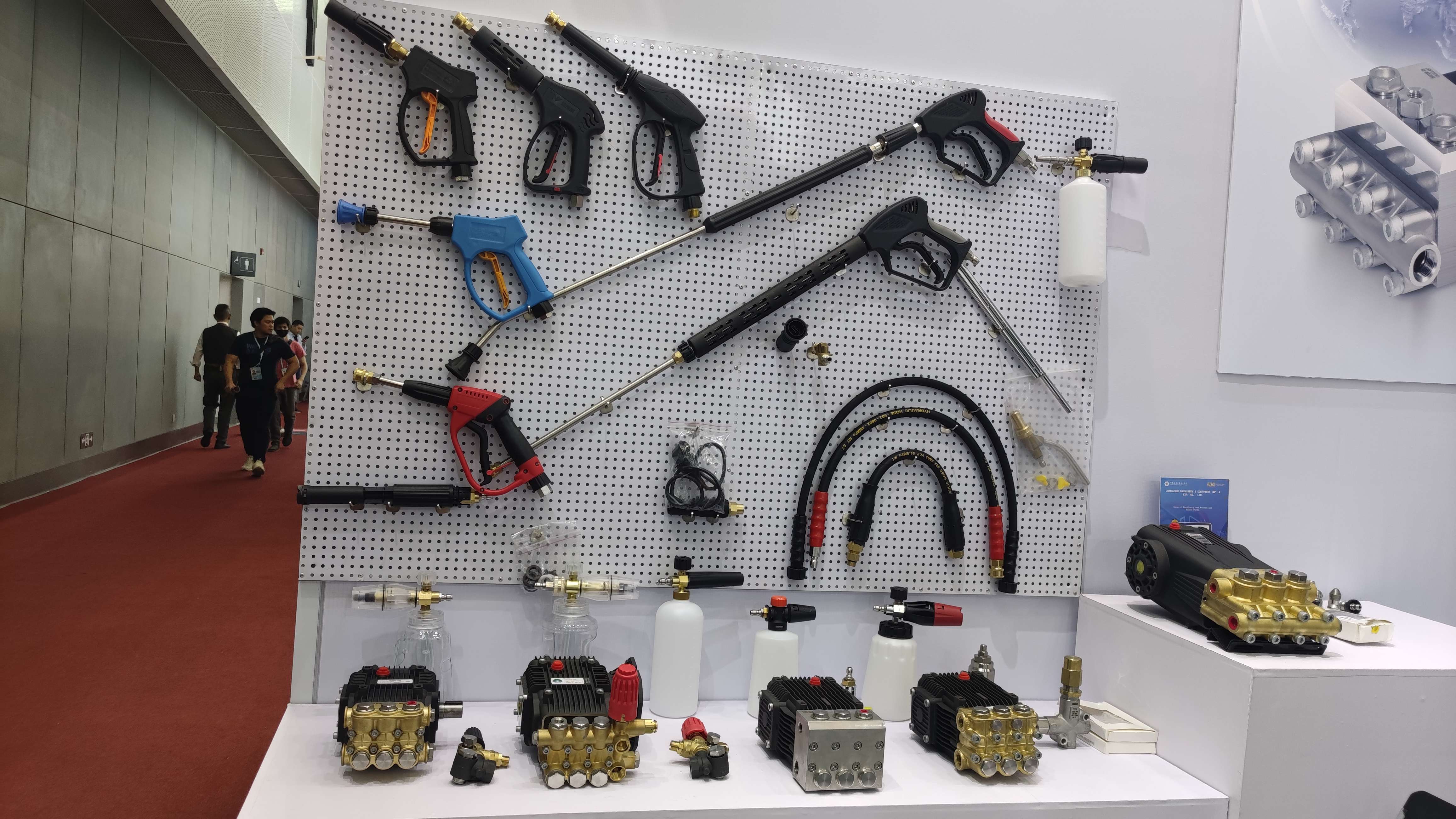 Botuo Plunger Pumps and High Pressure Washers Shown at the Canton Fair ...